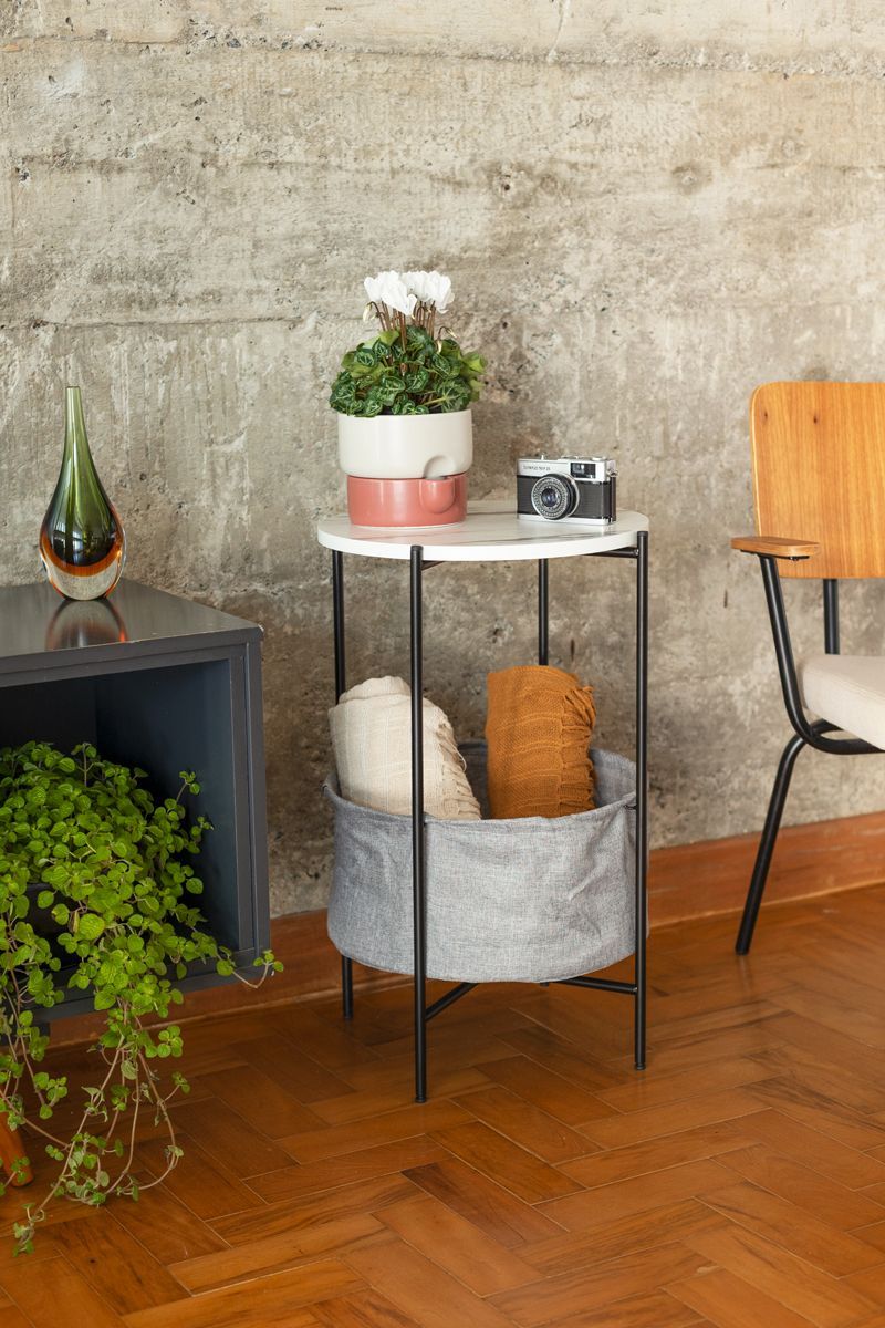 Mesa lateral com bolso - Imaginarium